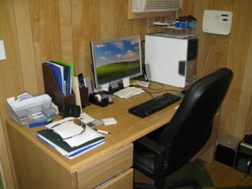 A Peek At Other Computer Technicians Workbenches - Technibble