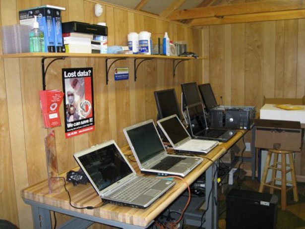 A Peek At Other Computer Technicians Workbenches - Technibble