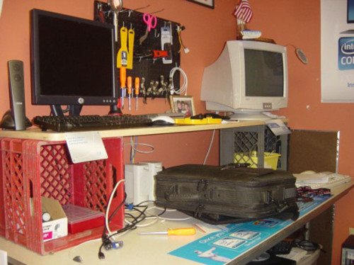 A Peek At Other Computer Technicians Workbenches #2