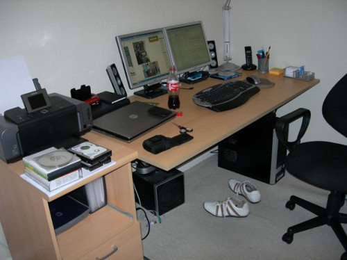 A Peek At Other Computer Technicians Workbenches #2