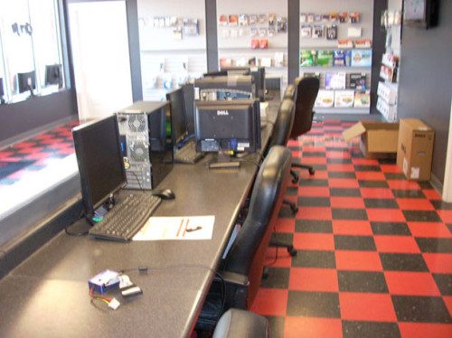 A Peek At Other Computer Technicians Workbenches #3