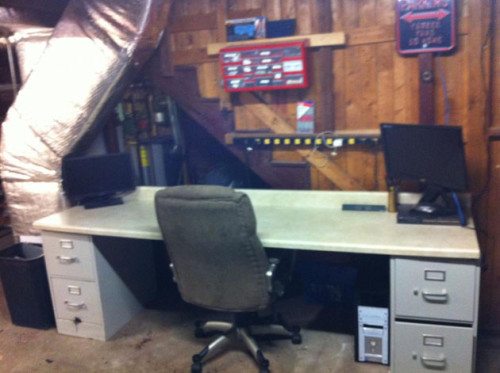 A Peek At Other Computer Technicians Workbenches #4 - Technibble